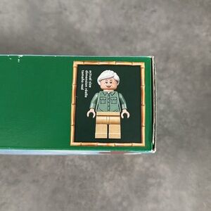 Lego | Toys | Lego Jane Goodall Tribute New 222 Lego Set 40530 | Poshmark